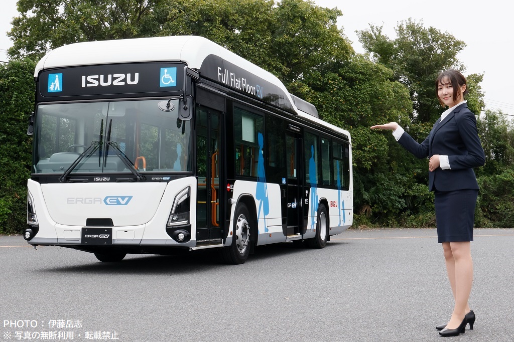 国内初のBEVフルフラット路線バス「エルガEV」を体験！ [前編] | バスギアターミナル